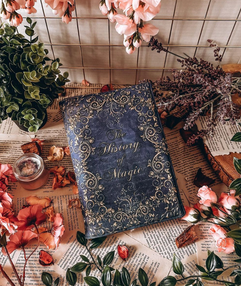 The History of Magic Book Jacket – Gold Leaf Book Box